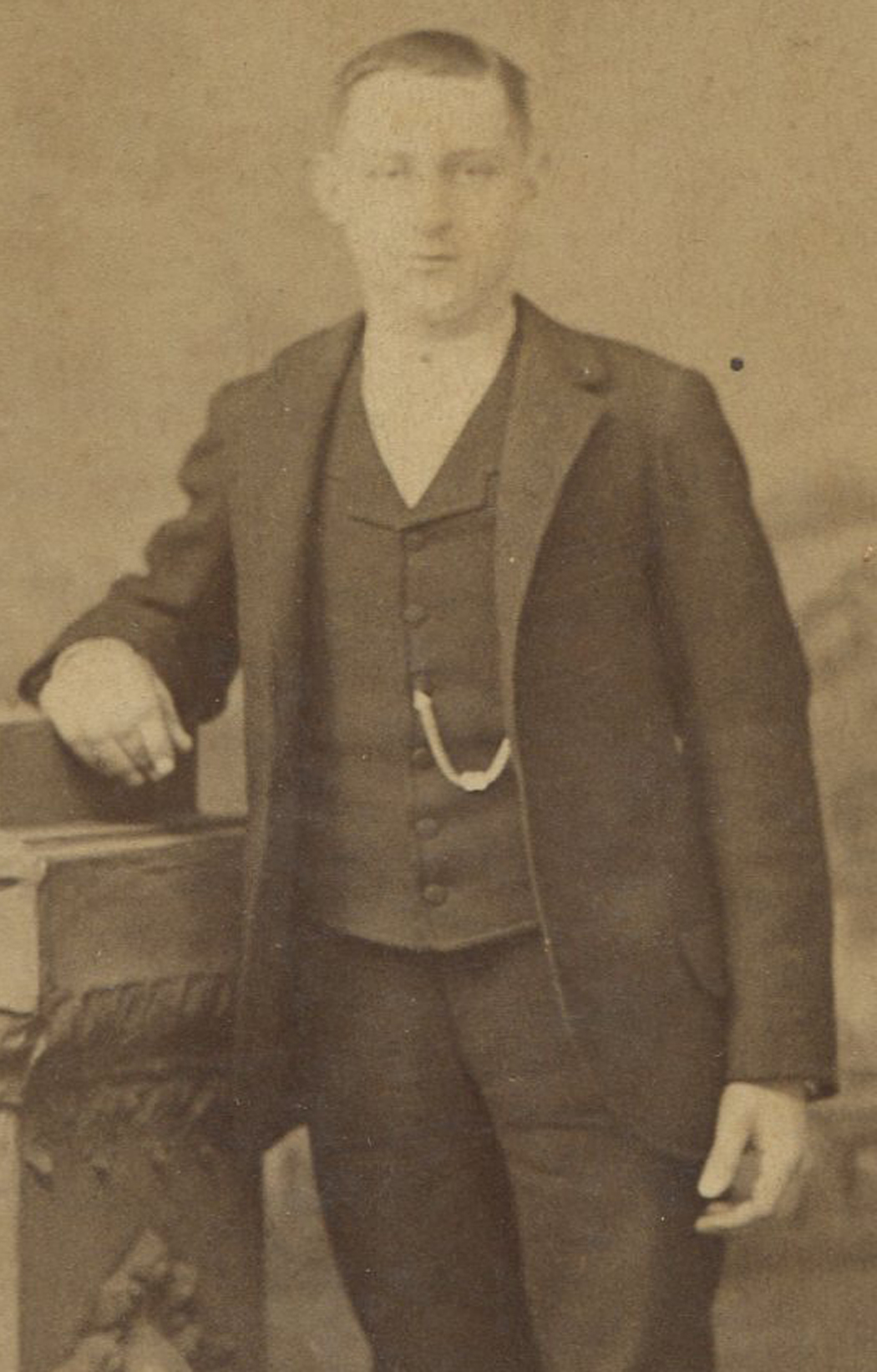 LONG ARMED MAN, STANDING POSE. CABINET CARD. – Bernie's Photo